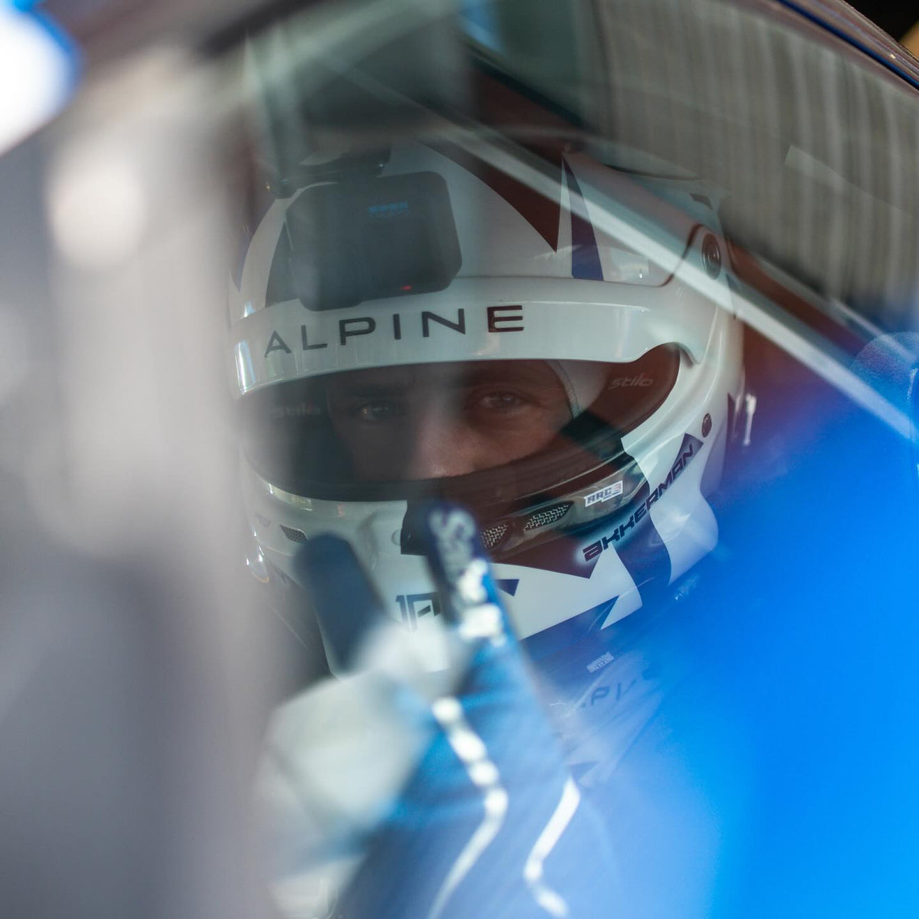 ARC Race Paint - Custom Helmet Paintwork for Motorsport Worldwide